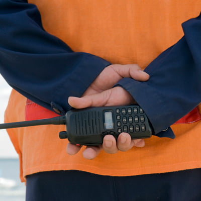 What is a PMR446 two way-radio? | Onedirect